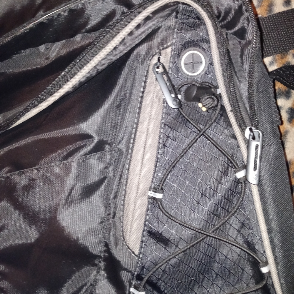 Leeds Black Checkpoint Friendly Computer Bag - Gem